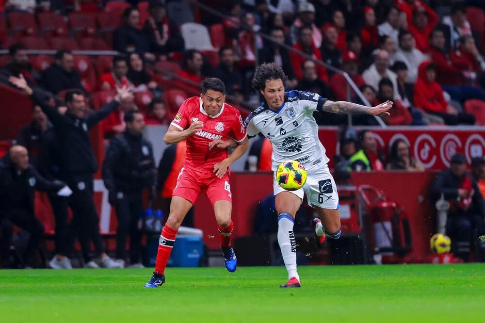 Gallos Blancos de Querétaro es goleado en Toluca