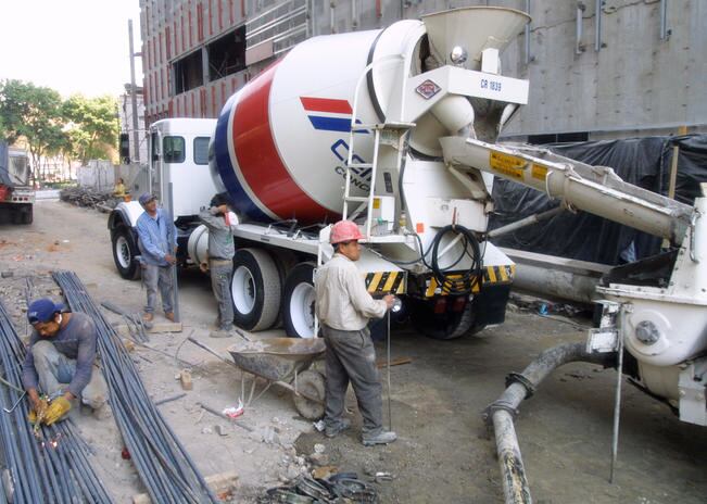 Canacem justifica alza a precios del cemento | Querétaro